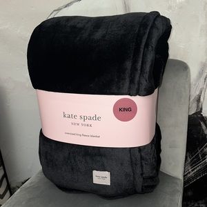 kate spade | Bedding | Kate Spade Oversized King Size Blanket Black ...